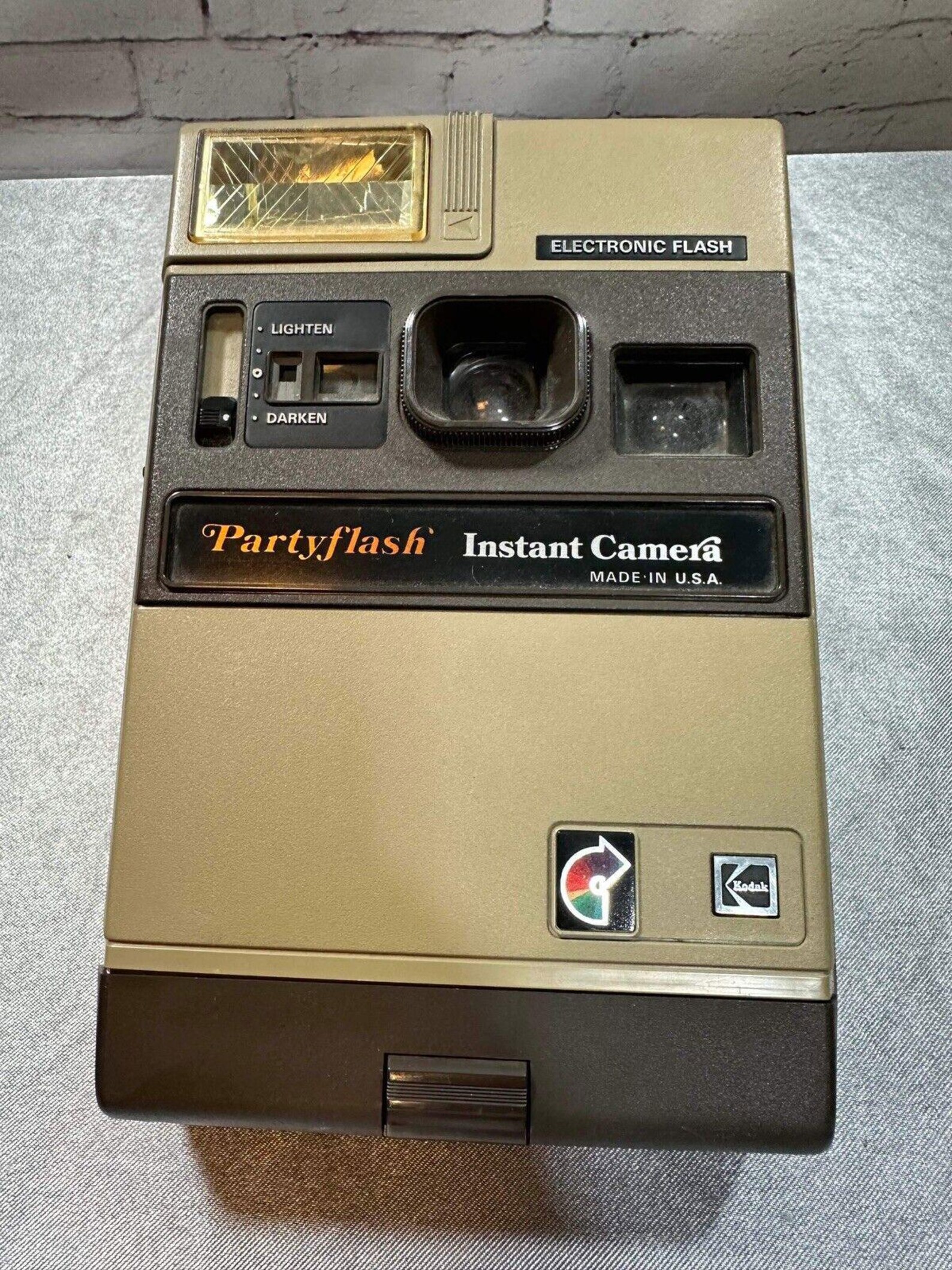 Vintage 1980s Kodak Party Time Instant Camera Made in USA TNO - Etsy