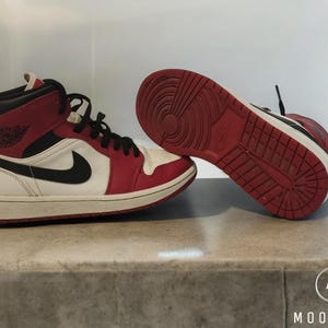 Nike Air Jordan 1 Mid Chicago, Red/white, Size EUR 42 - Etsy