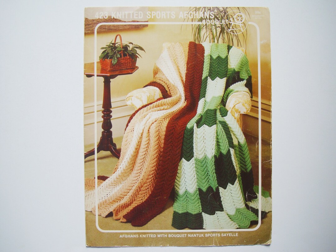 KNITTED SPORTS AFGHANS Knitting Patterns 423 by Bouquet Gingham Afghan ...