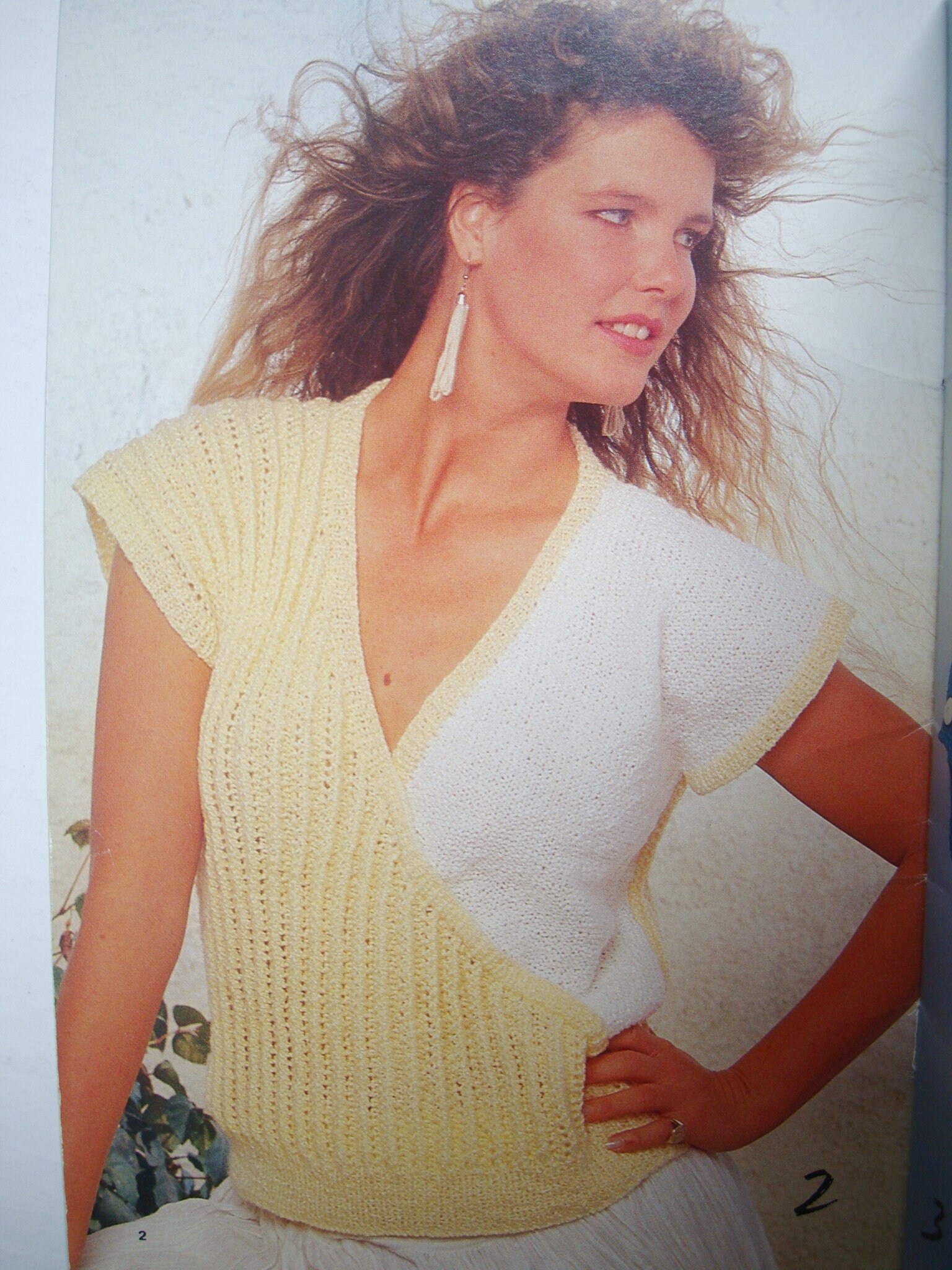 The LOOK of SUMMER Knitting Patterns Booklet No 600 Beehive Patons ...