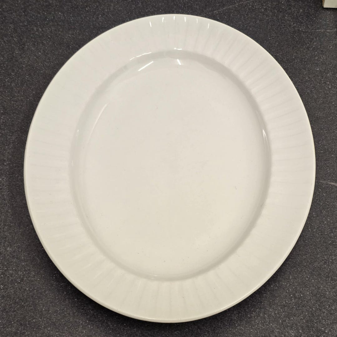 Vintage Alfred Meakin China Leeds White Oval Pattern Dinner Plate 12 ...