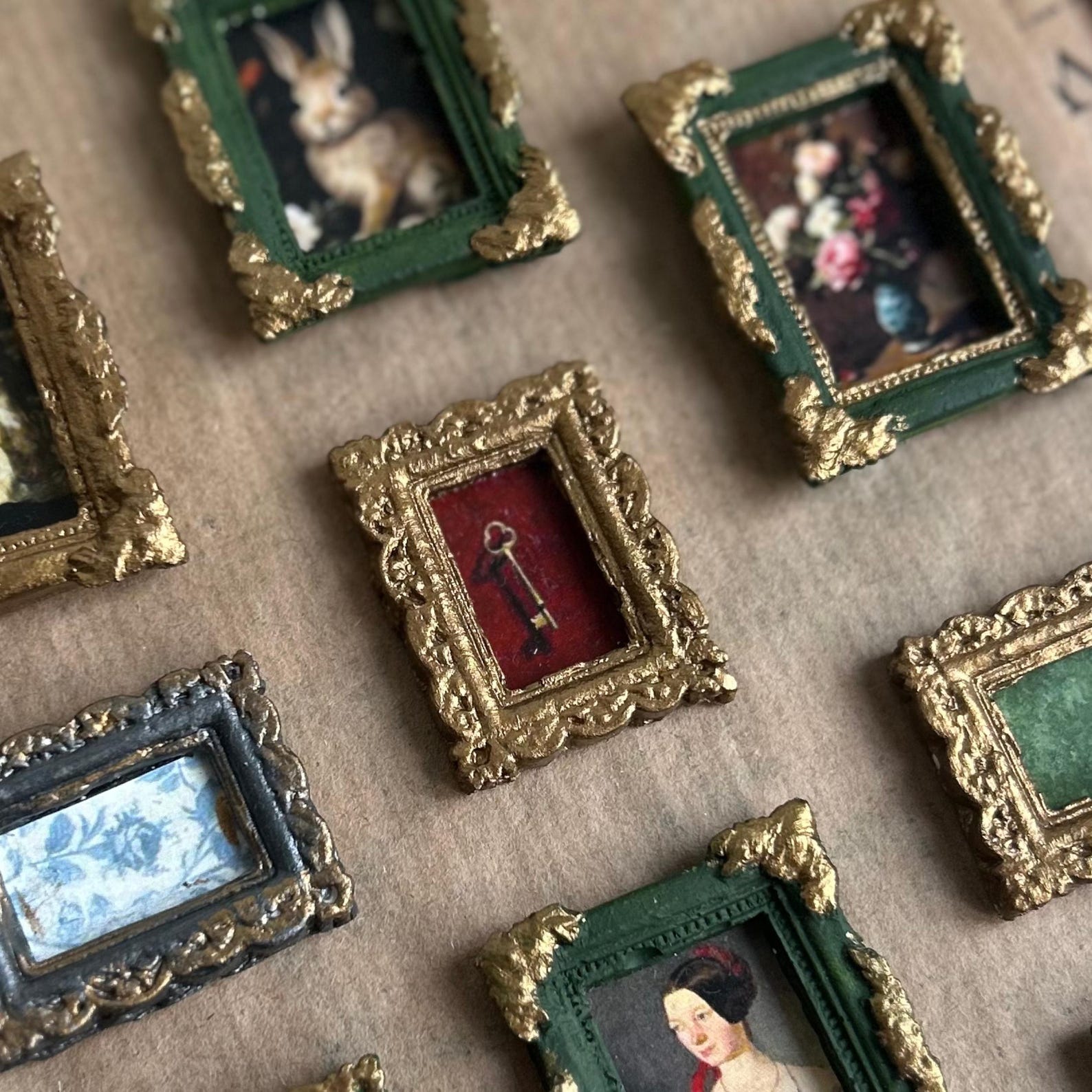 Mini Plaster Frame & Print, Vintage Dollhouse Art (3x4, 4x5cm) Woman ...