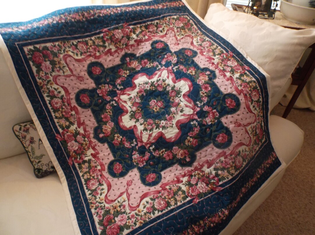 Beautiful Mauve Wall/ Table Quilt - Etsy