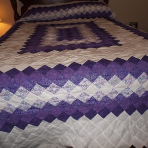 Handmade Round the World Quilt Top. Purple and White - Etsy