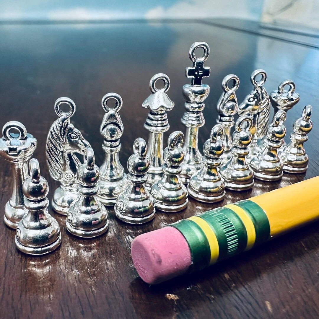 Very Tiny Chess Set - Etsy