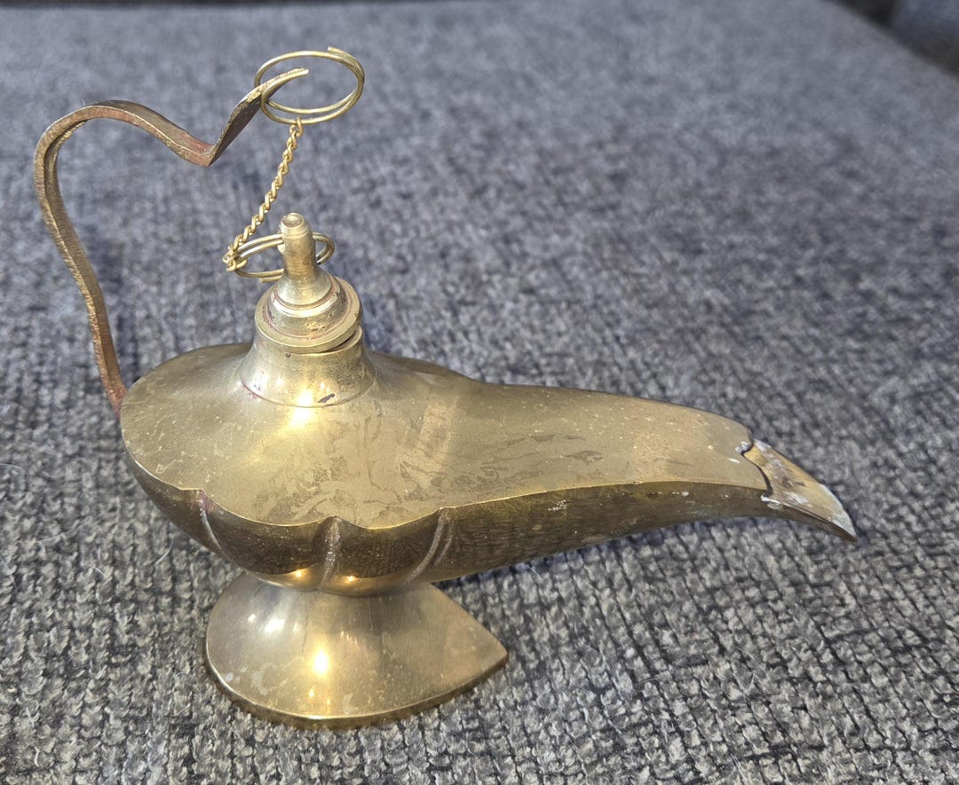 Middle Eastern Vintage Brass Hand Etched Oil Lamp, Gold Aladdin Lamp ...
