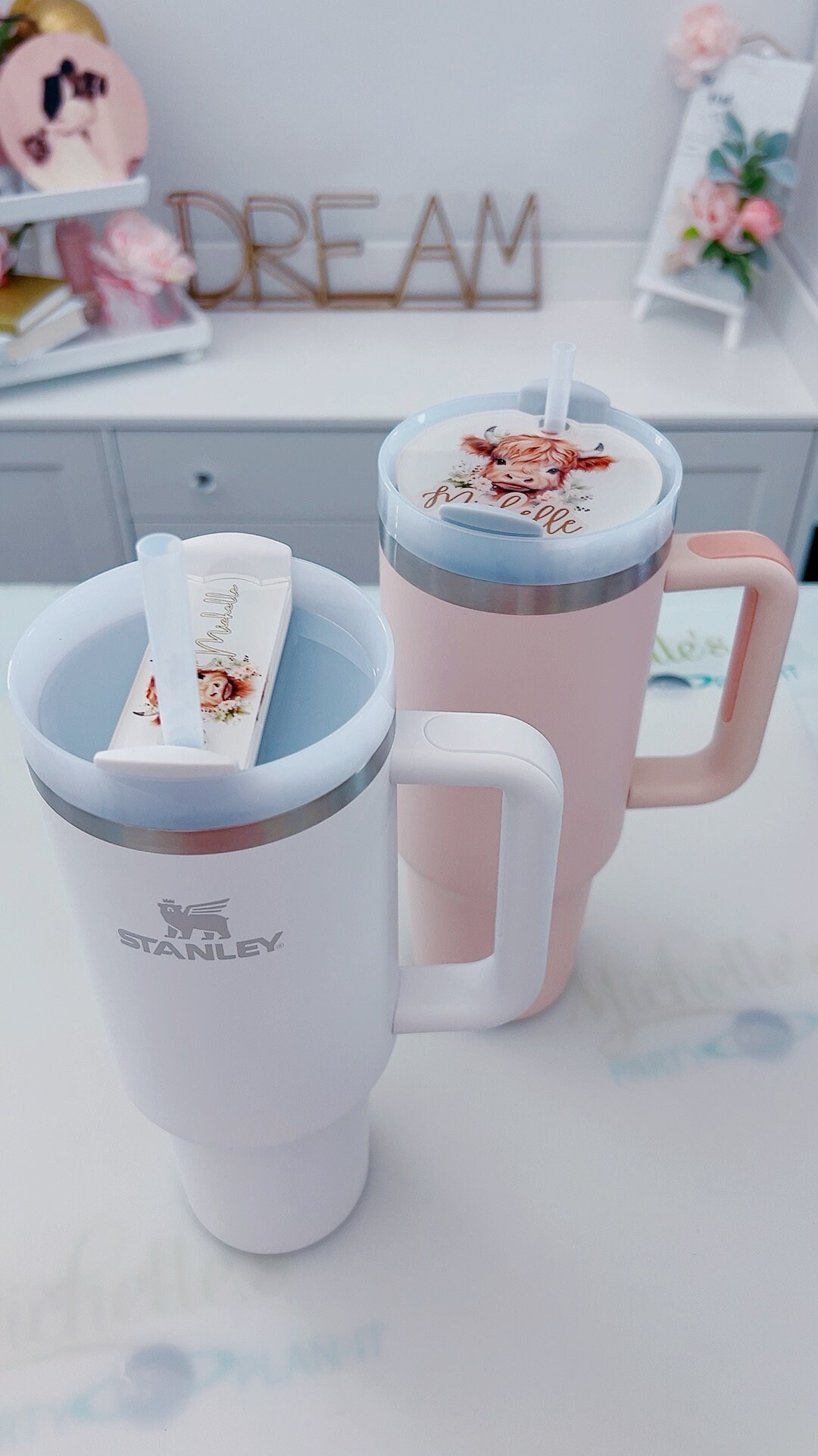 Highland Cow Acrylic Name Tag: Custom 40oz Tumbler Topper - Etsy