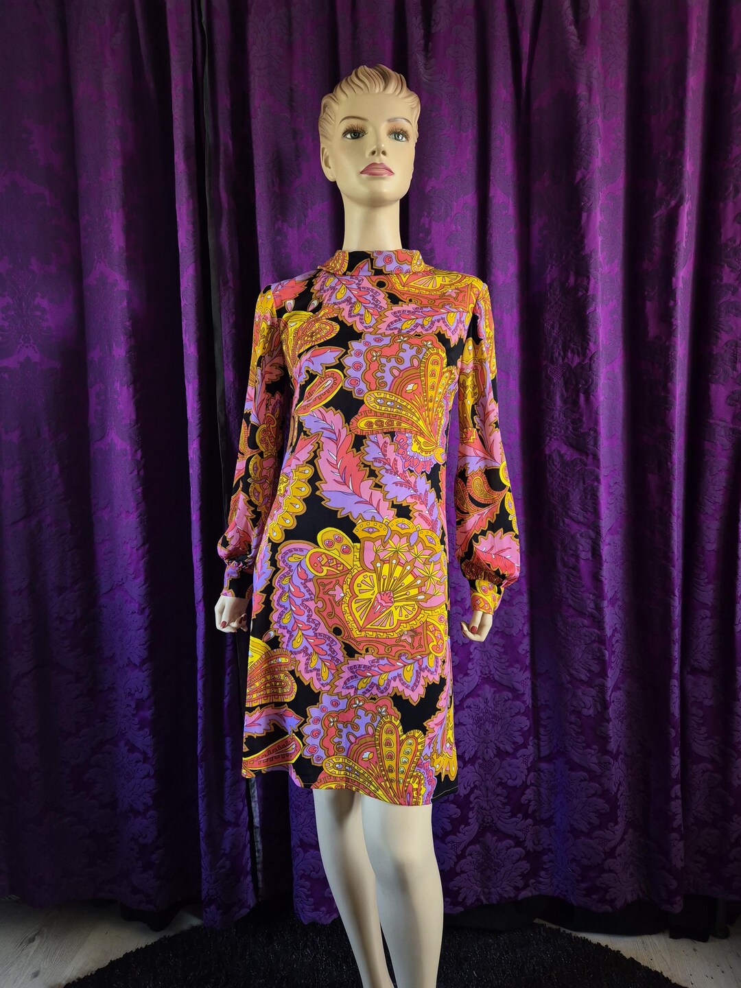 Vintage Psychedelic Print 1970s Minidress by Hildebrand London - Etsy