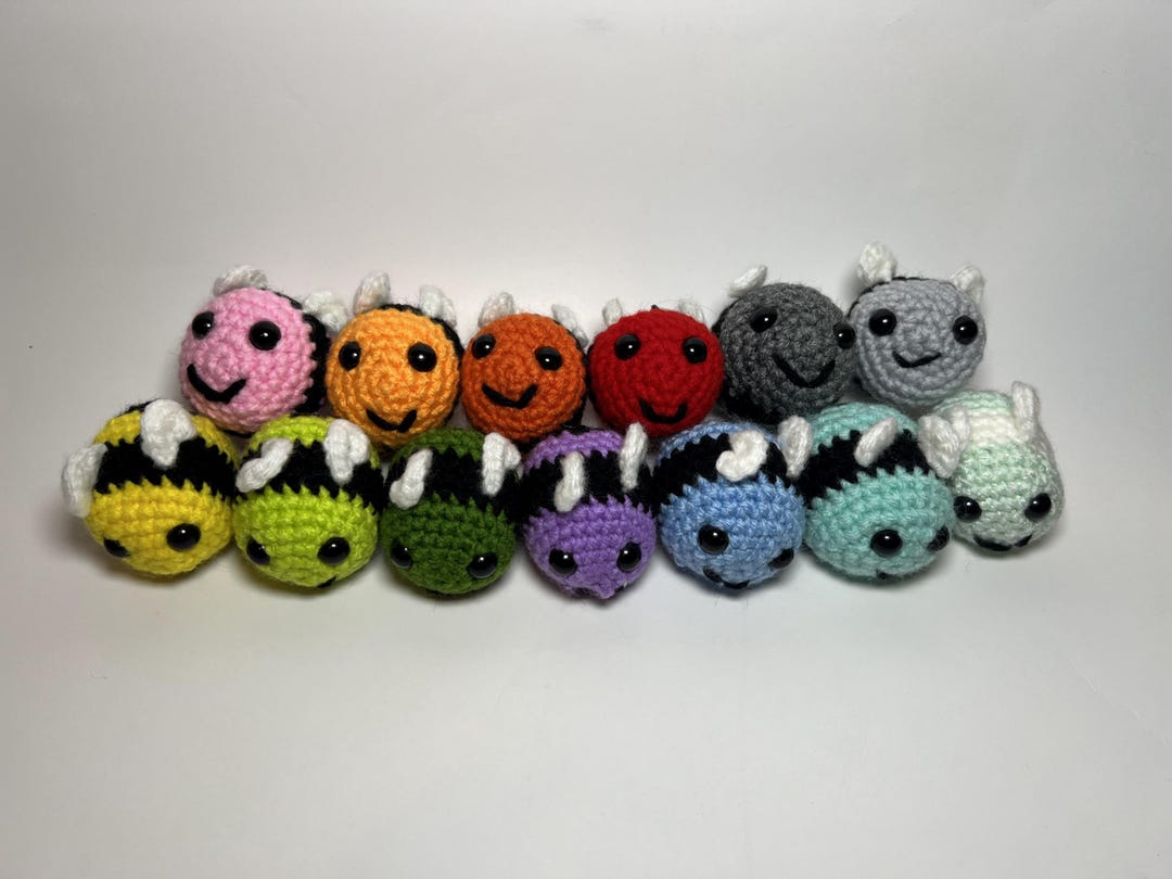 Crochet Bee Plushie- Custom Keychain Option- Rainbow Colors- Amigurumi ...