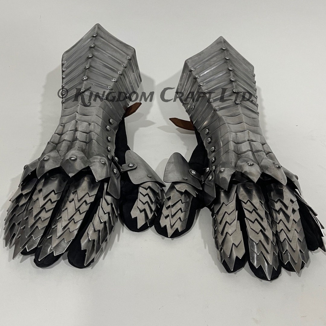 Medieval LOTR Nazgul Pair of Gauntlets Armor Lotr Witch King Knight ...