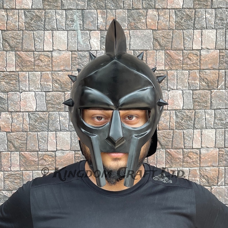 Black Edition Maximus Gladiator Helmet Russell Crowe Helmet With ...