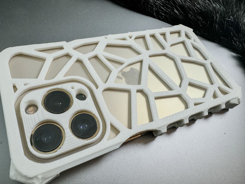 Covalent Fusion Frame - 3D Printed iPhone Cases With Unique Designs ...