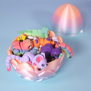 Mystery Mini Flexis With Surprise Dragon Egg - 20 Different High ...