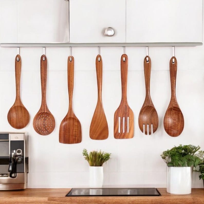 Wooden Utensil Set 7 Piece Teak Wood Cooking Set Heat Resistant, Eco ...