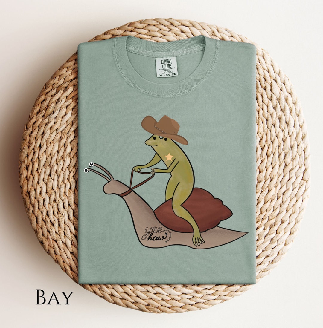Cowboy Frog Comfort Color Shirt Funny Toad Snail T-shirt Western Frog ...