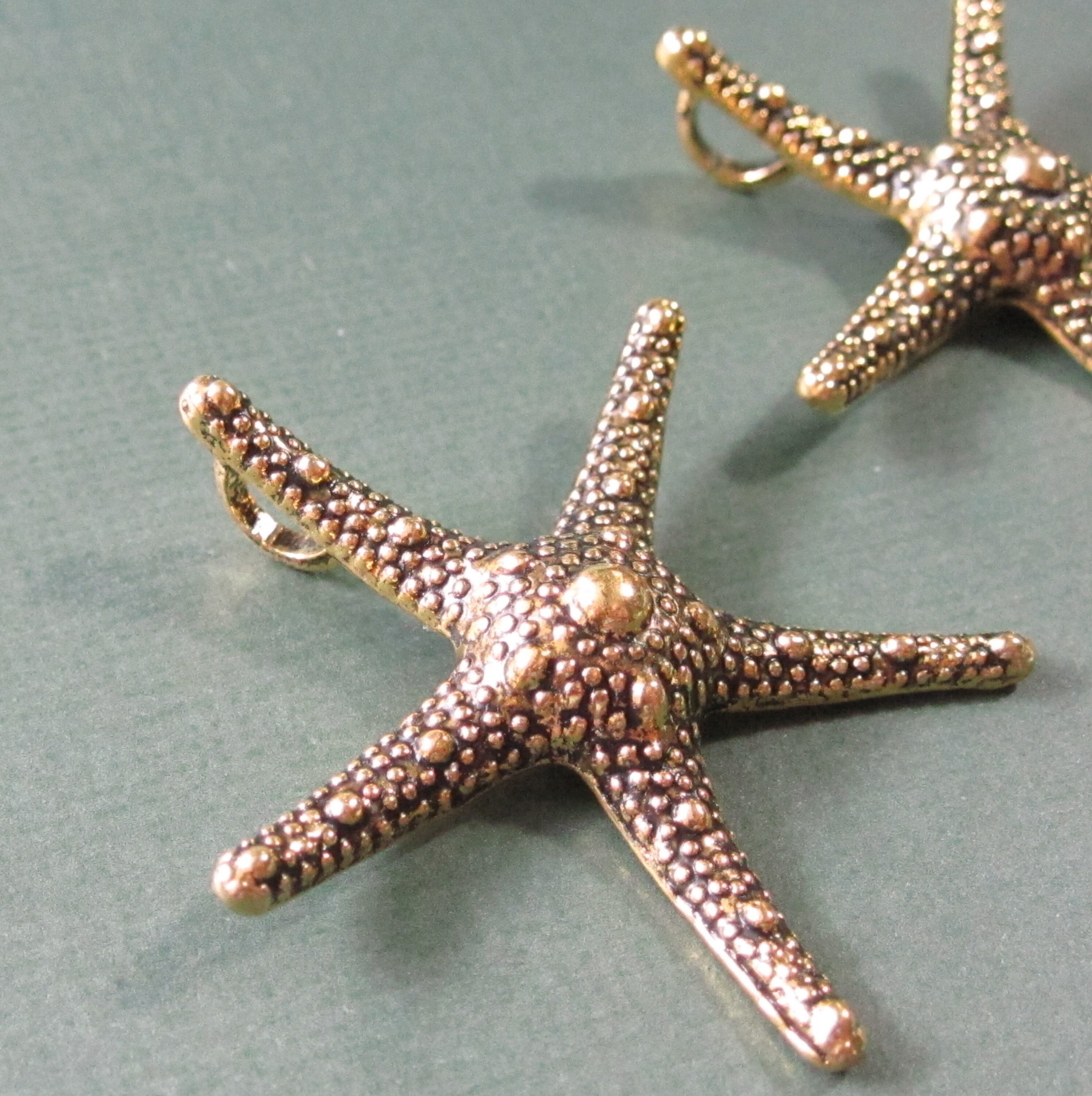 3 Starfish Pendants Antique Gold Starfish with built in bail | Etsy