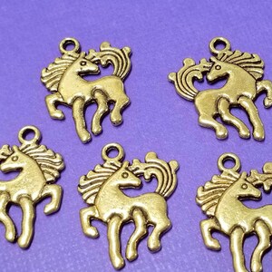 6 Gold Unicorn Charms, Mustang Charms, 25x18mm C9169 - Etsy