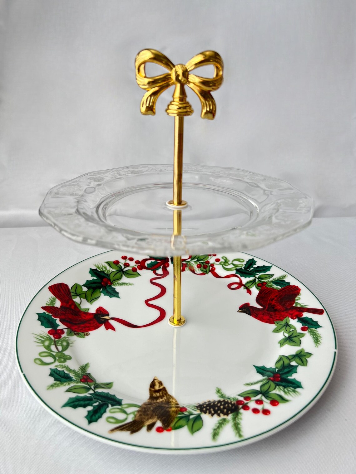 Red Cardinal Vintage Christmas Stand: Cookie Tray, Dessert Platter ...
