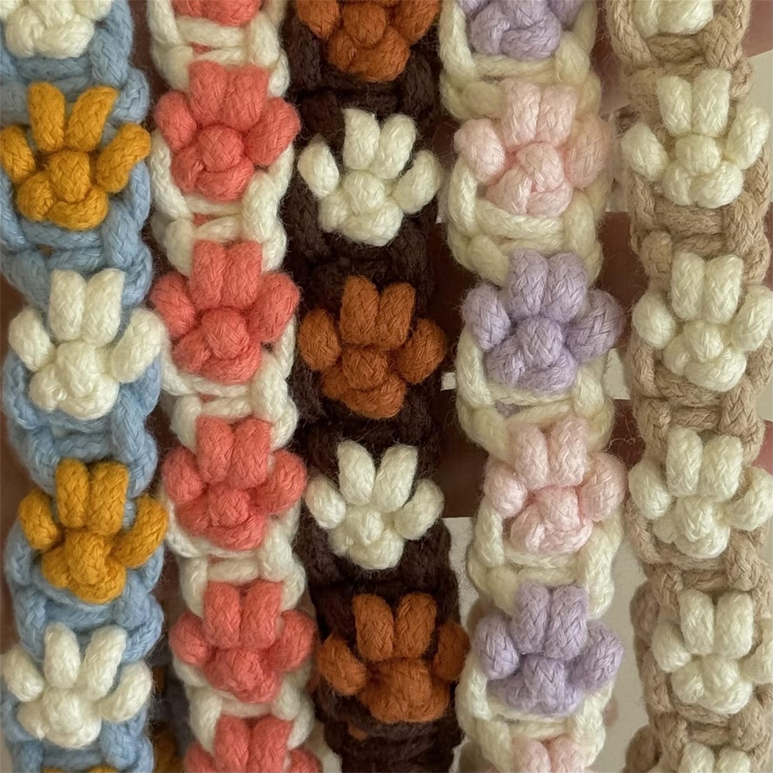 Handmade Weave Cat Paws Crochet Keychains, Macrame Wristlet Keychain ...