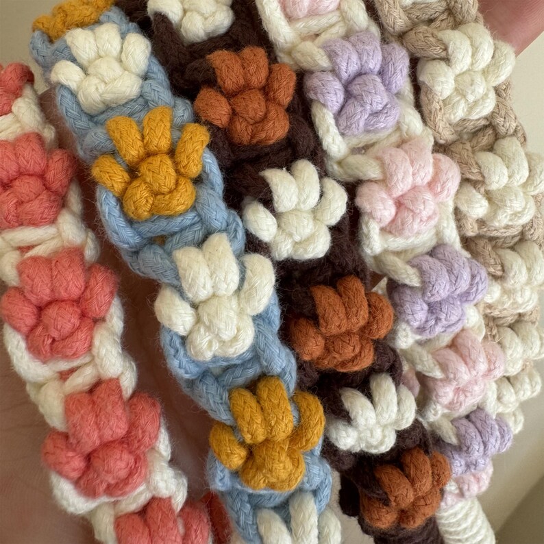 Handmade Weave Cat Paws Crochet Keychains, Macrame Wristlet Keychain ...