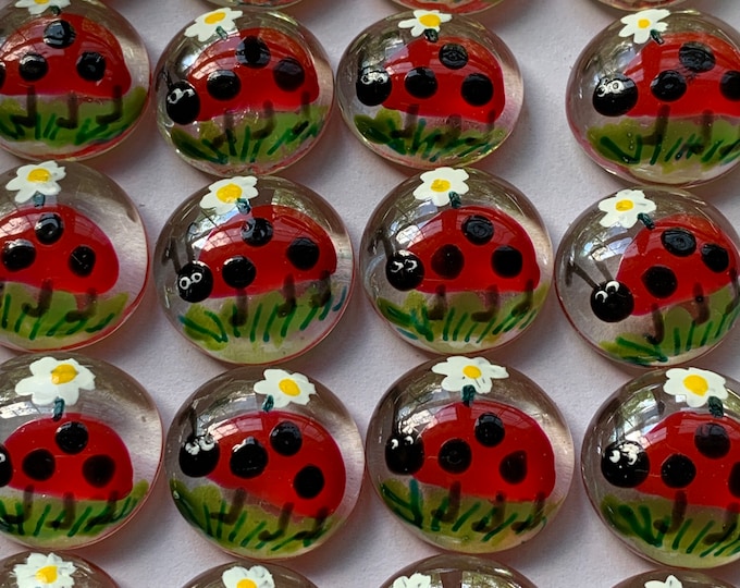 Hand Painted Glass Gems Lady Bugs With a Daisy Ladybugs Ladybug Beetles ...