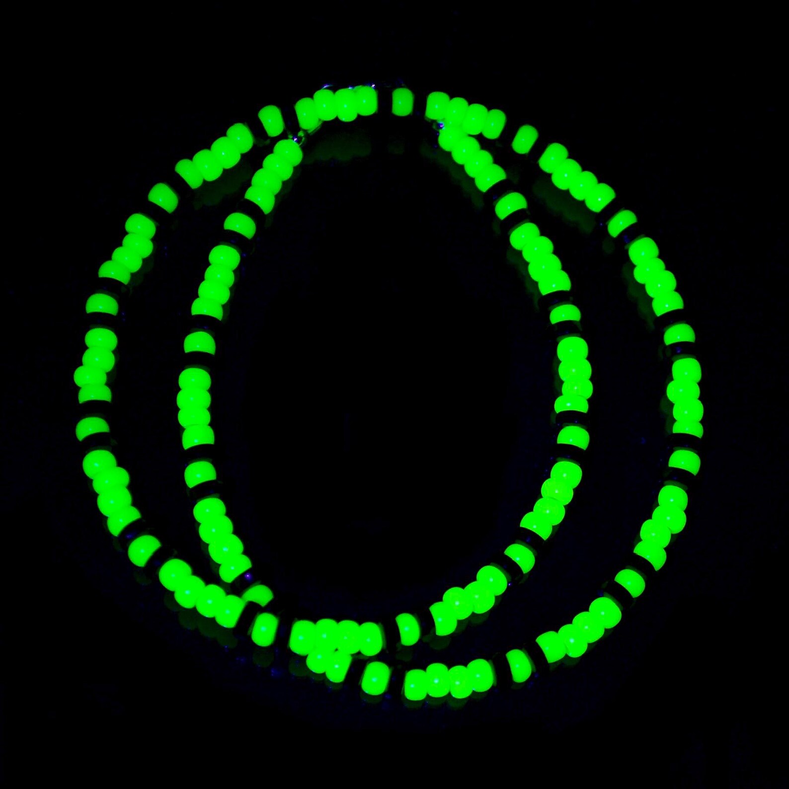17.5 Sterling Silver UV Reactive Uranium Glass Beaded Unisex Necklace ...