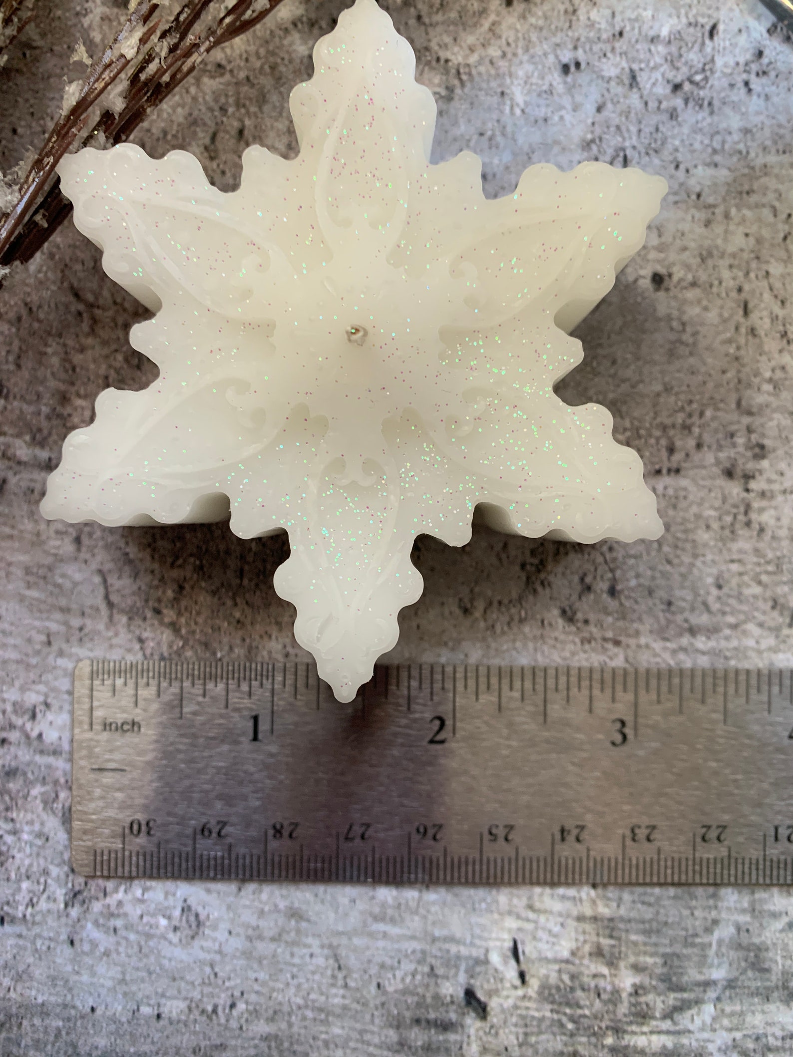 Set of 2 Elegant White Winter Snowflake Floating Candles | Etsy