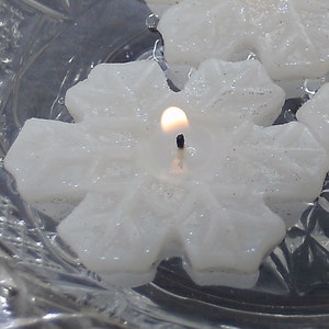 Set of 10 White Snowflake Floating Candles Dinner Party Wedding ...