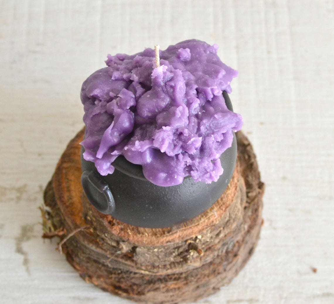 Witches Cauldron Candle Scented in Berry Bewitching Brew - Etsy