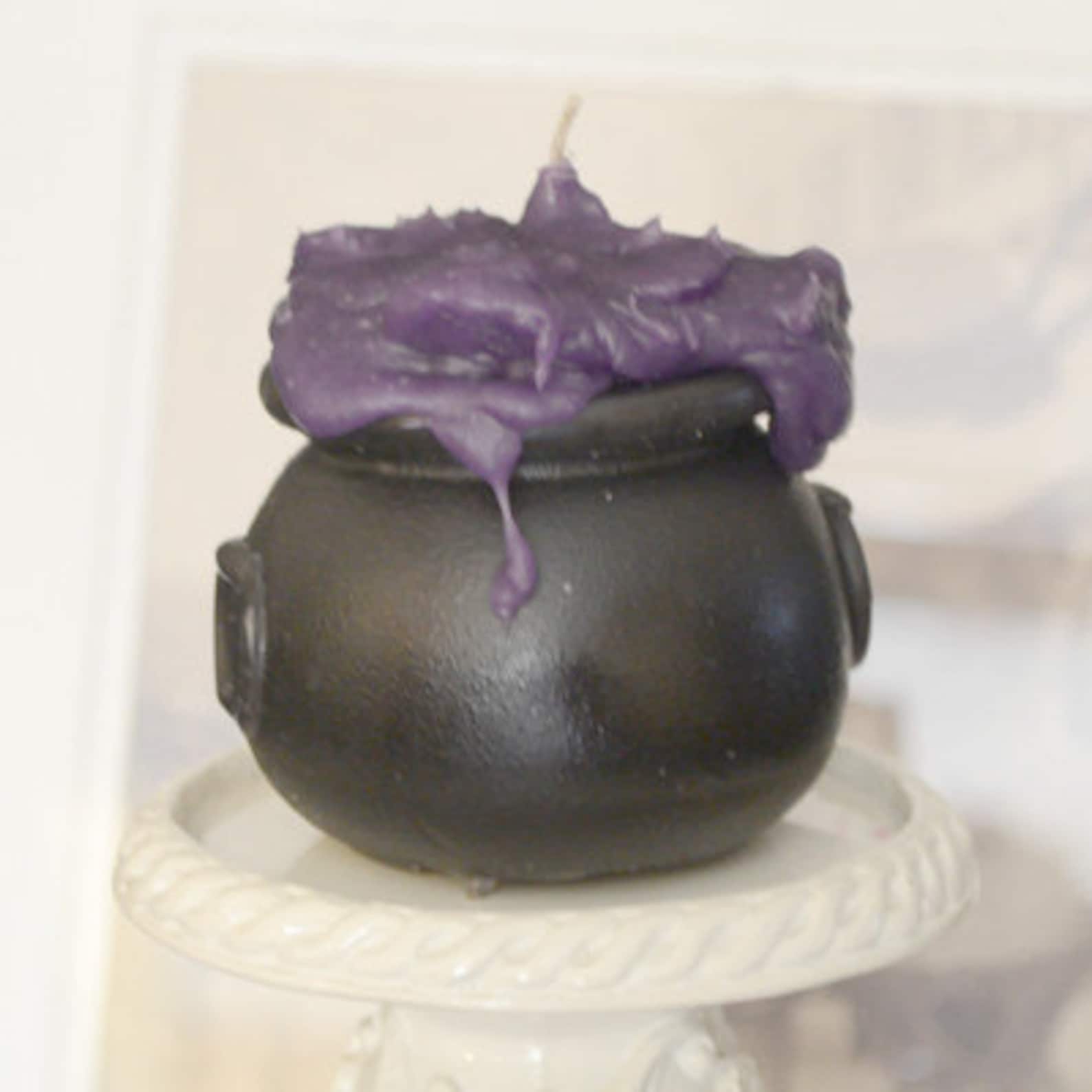 Witches Cauldron Candle Scented in Berry Bewitching Brew - Etsy