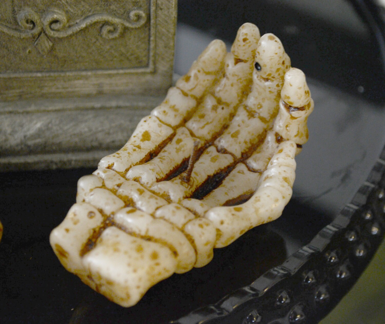 Set of 2 Skeleton Hand Bone Floating Candles for Pirate | Etsy