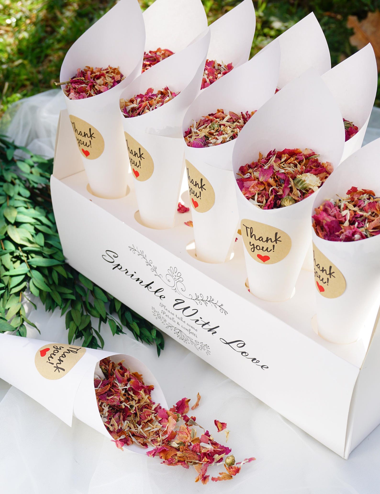 Wedding Confetti Bag/paper Wedding Cones DIY and Petals/petal Confett ...