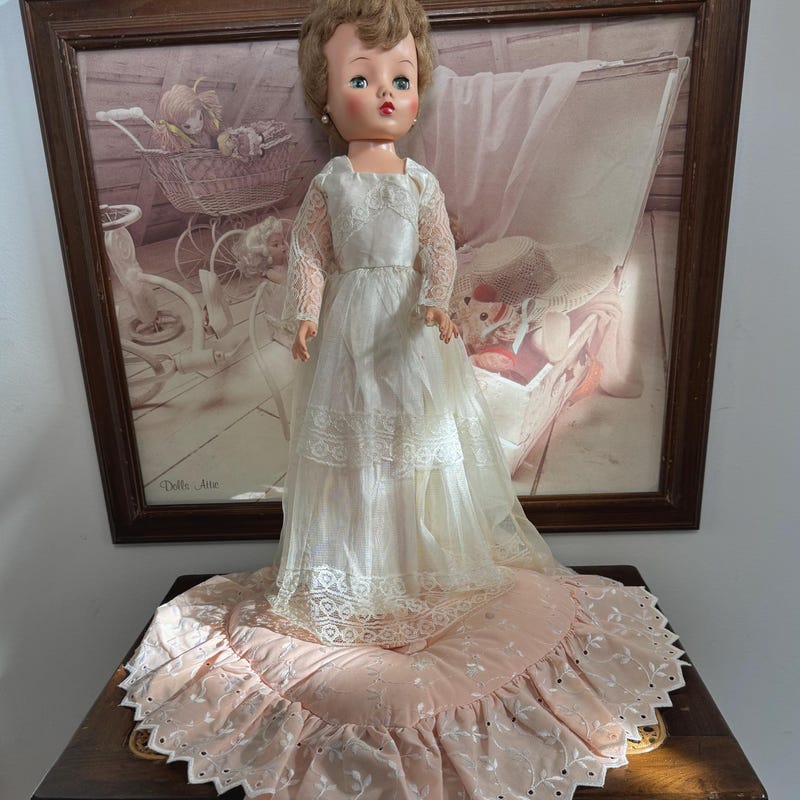 Vintage Bride Doll - Etsy