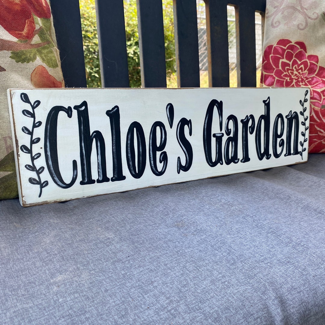 Custom Wood Garden Sign, Farmhouse Rustic, Personalized Wood Yard Art ...