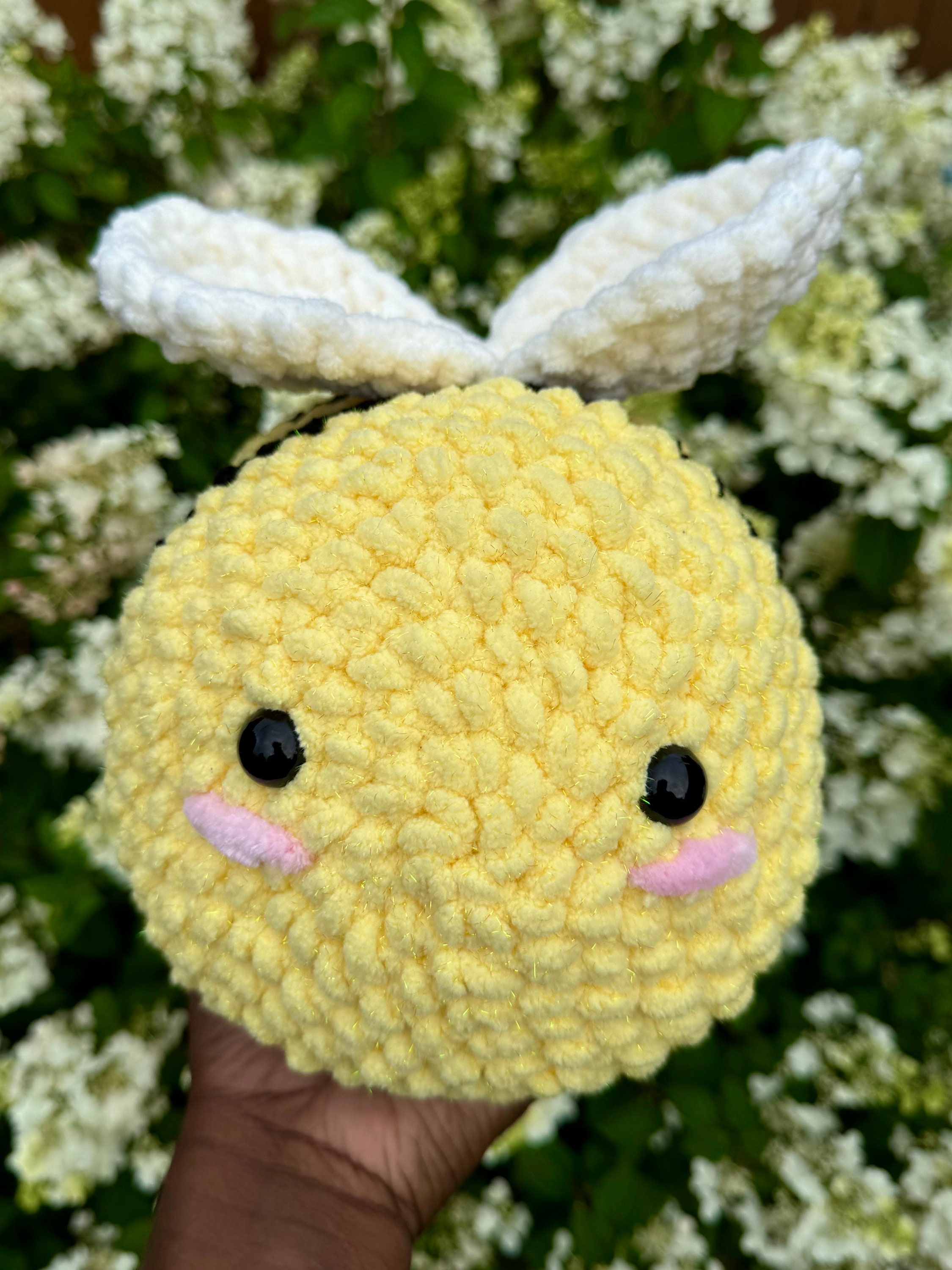 JUMBO Crochet Bumblebee Plushie, Jumbo Amigurumi Bee Plushie, Jumbo ...