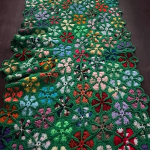 Beautiful Vintage Crocheted Throw - Etsy