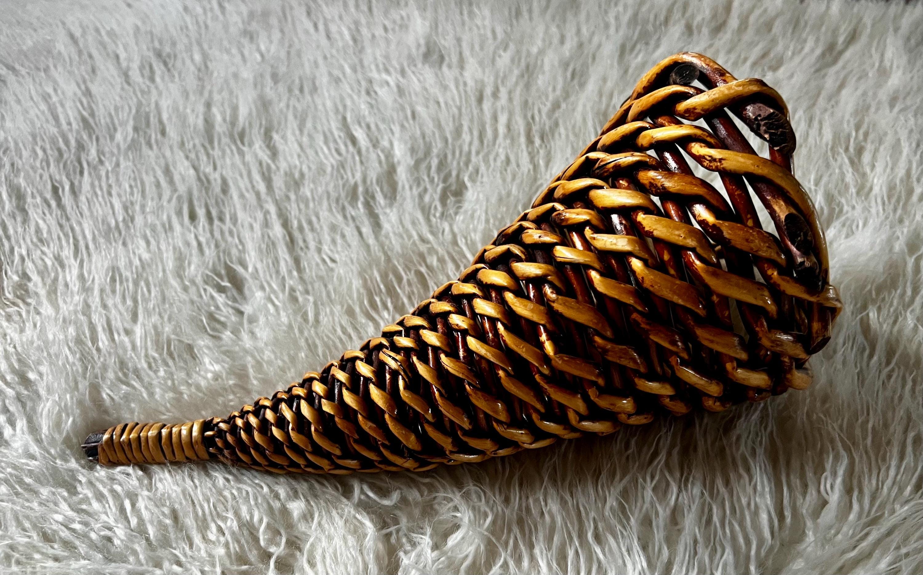 Large 15” Woven Decorative Cornucopia Basket With Handle, Walll Planter ...