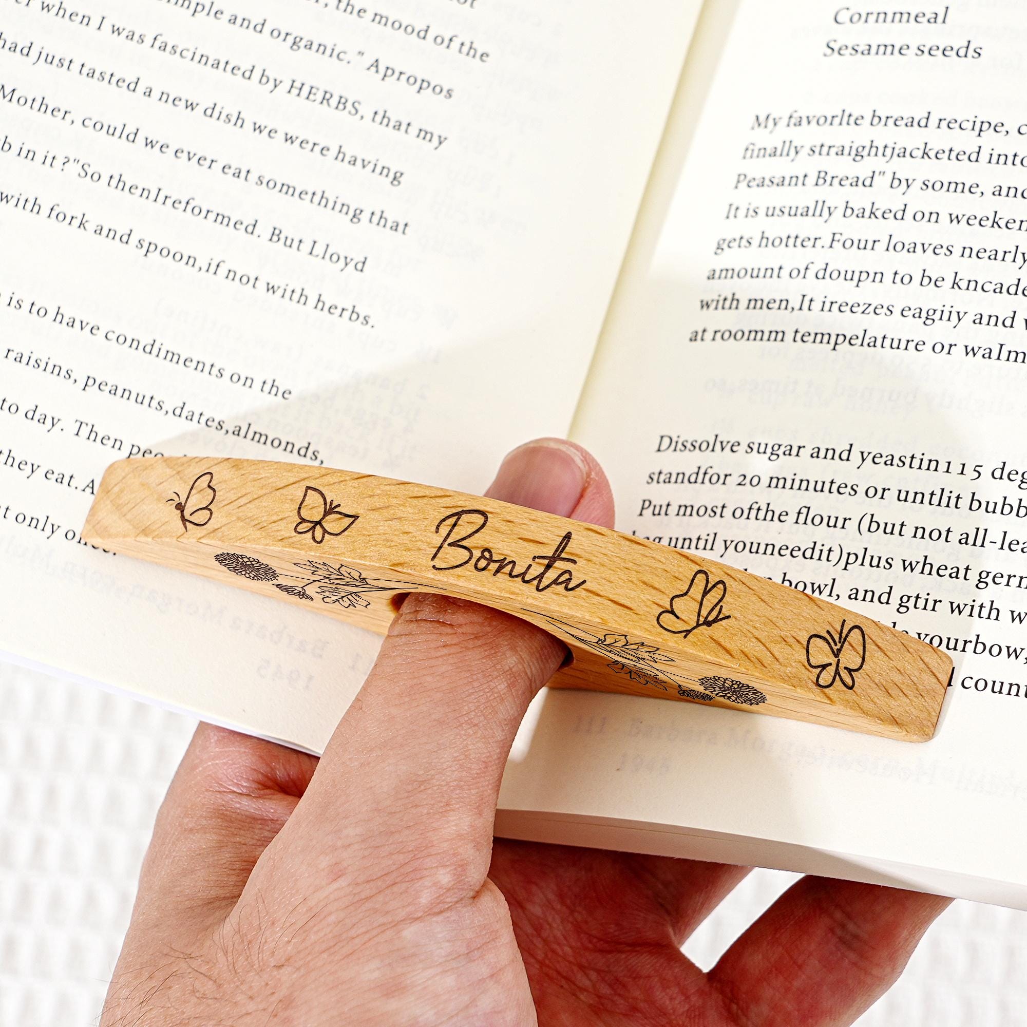 Personalized Wooden Page Thumb Holder, Custom Name Page Holder, Wooden ...
