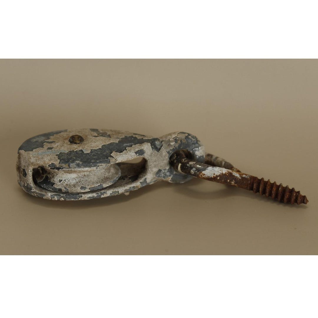 Small Metal Pulley 3.5" Chippy Blue White Paint - Etsy