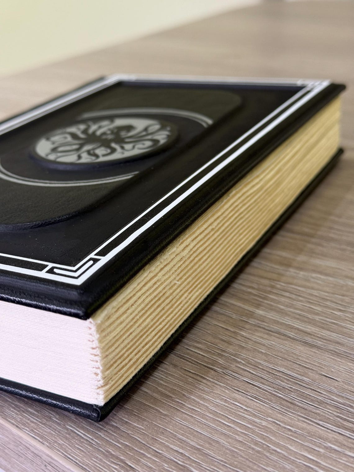 LEGENDARY | the Call of Cthulhu Full Leather Rebind Book by HP ...