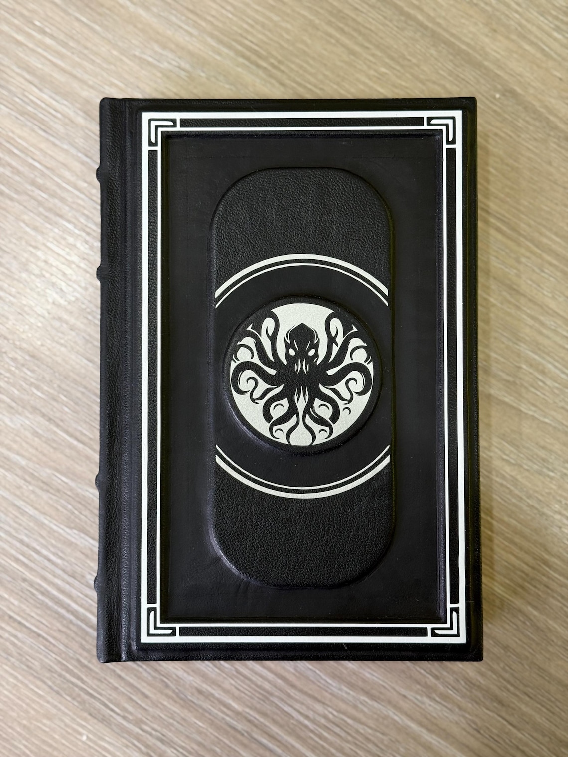 LEGENDARY | the Call of Cthulhu Full Leather Rebind Book by HP ...