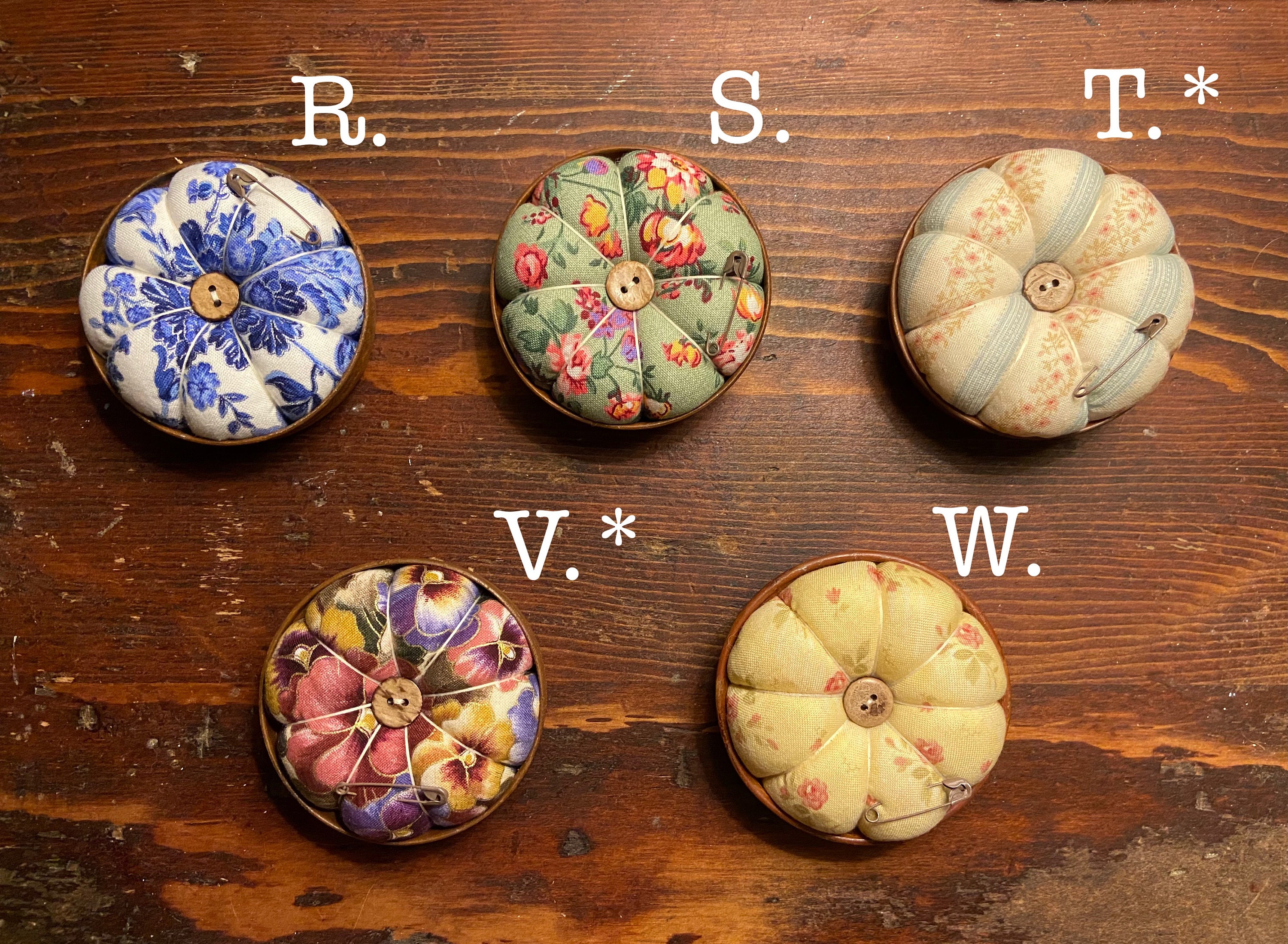 One Handmade Primitive Pin Keep / Pincushion in Rustic Jar Lid - Etsy