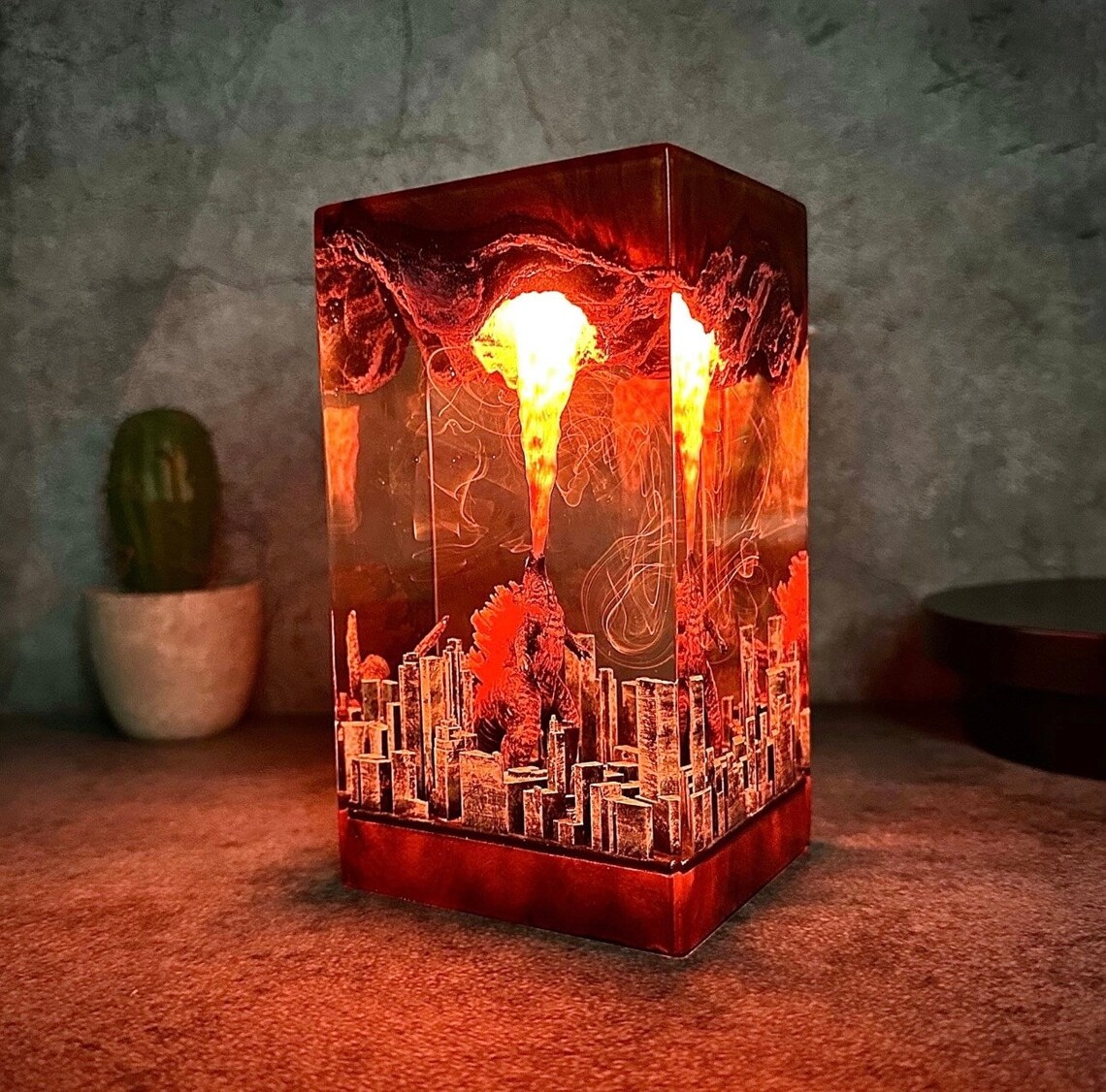 Monster God.zill.a in the City Epoxy Lamp Atomic Breath Resin Lamp God ...