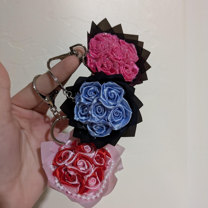 Floral Bouquet Key Chain - Etsy UK