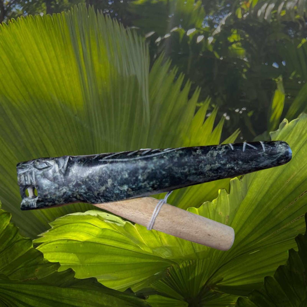 Jaguar Hand-carved Palo Wood & Stone Kuripé | Handmade in Sacred Valley ...