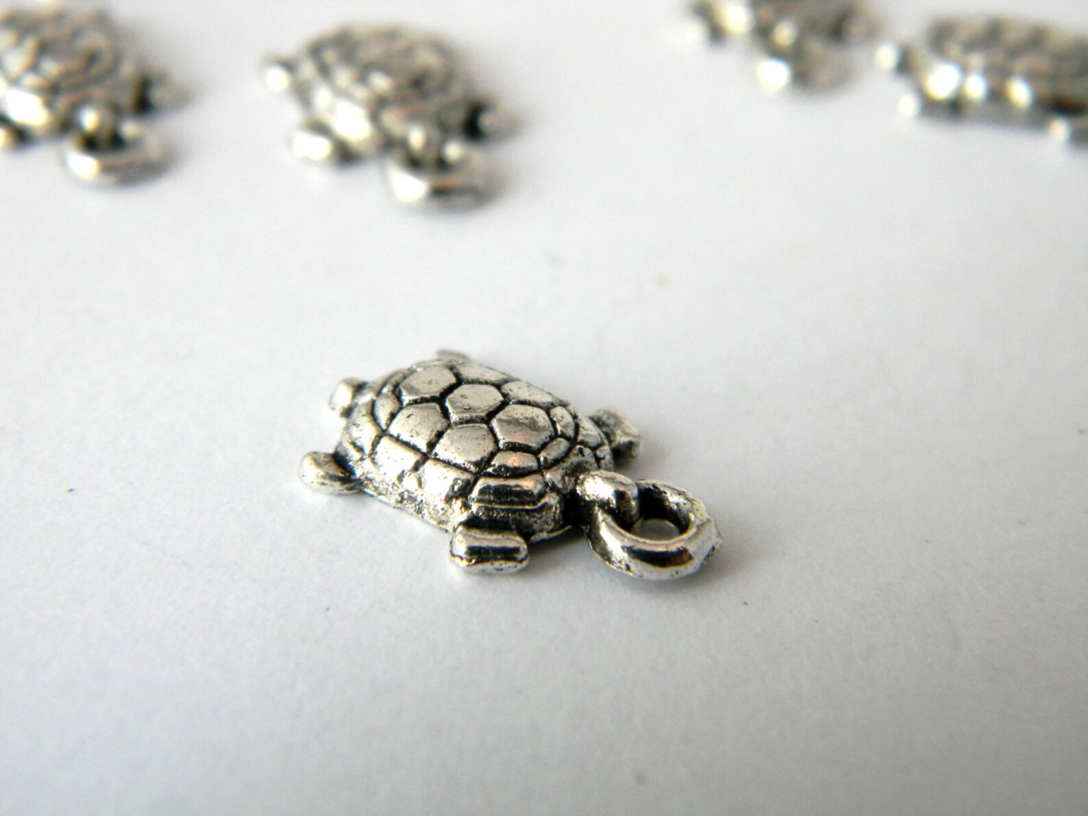 Small Turtle Charms Set of 10 Silver Color 15x9mm Tortoise - Etsy