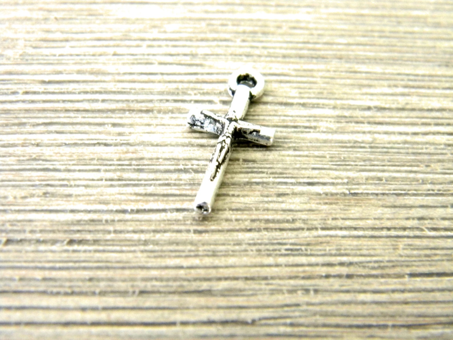 Small Crucifix Cross Charms Set of 10 Silver Color 18x8mm - Etsy