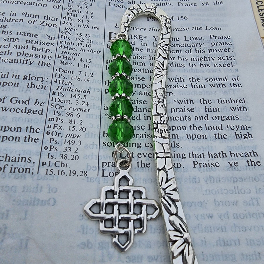 Knot Bookmark With Green Glass Beads Shepherd Hook Steel Bookmark ...