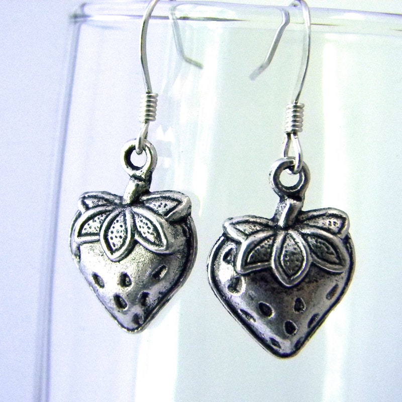 Strawberry Earrings - Etsy