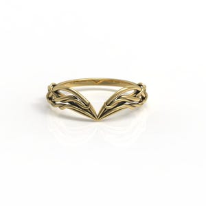 Gold Elvish Crown Ring - Fantasy Wedding Ring - Celtic Dainty Promise ...
